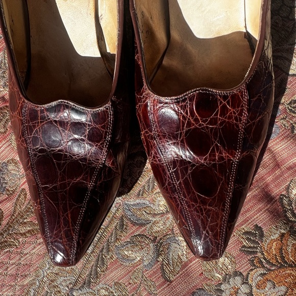 valley shoes | Shoes | 94s 1950s Valley Shoes Crocodile Handcrafted ...